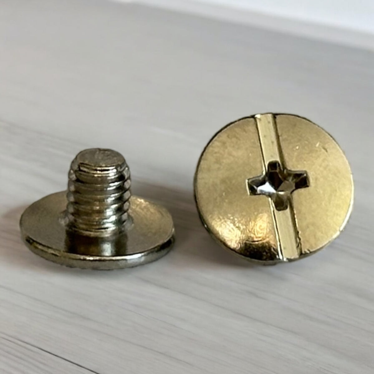 Flat Head combination Concho Screws 5mm 50 Count – Bling in the Ring