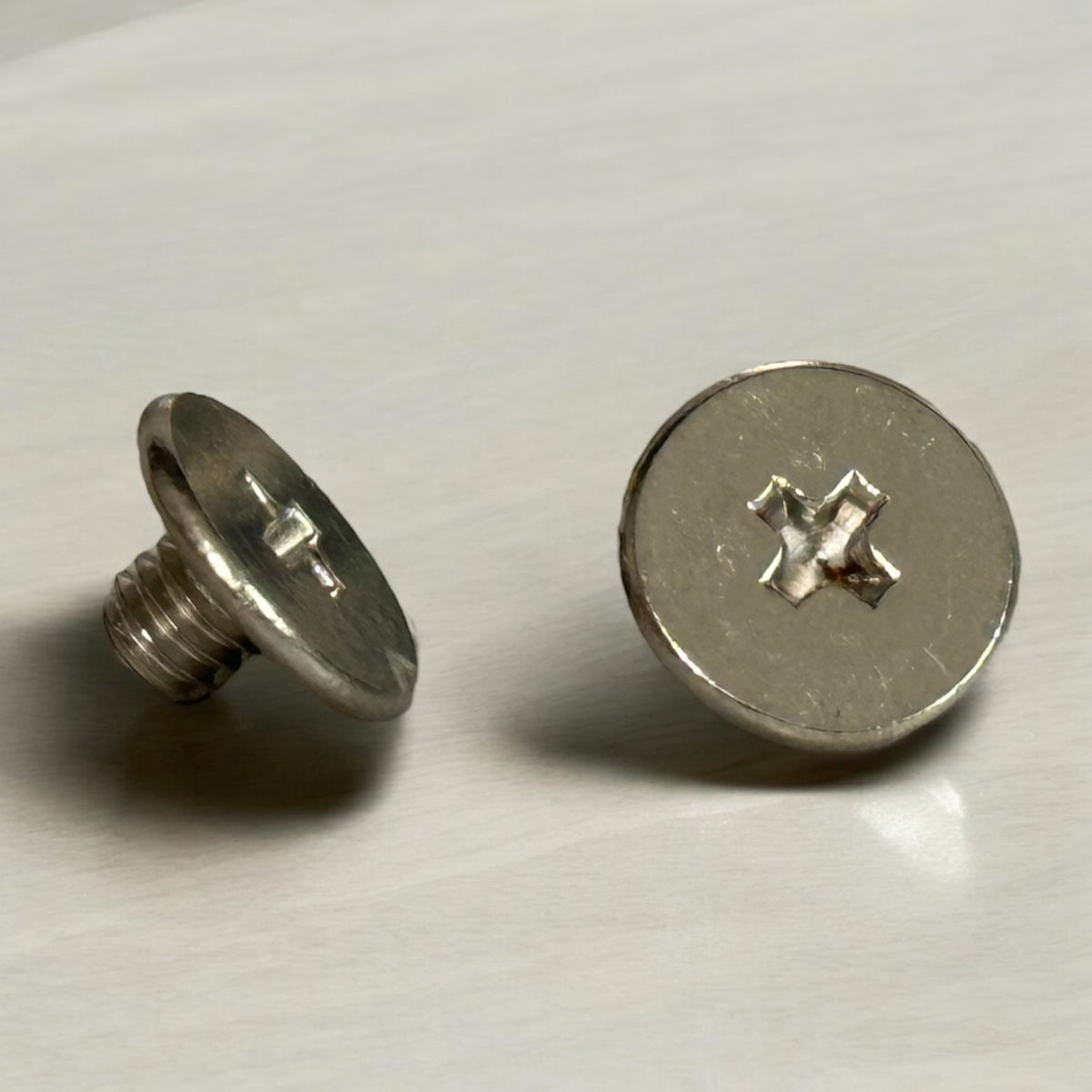 Flat Top Phillip’s head Concho Screw 5mm 50 Count – Bling in the Ring